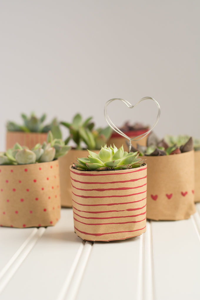 8 Recycled Valentine's Day Crafts – Oompa Toys